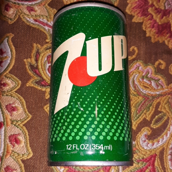 Accents | Vintage 7up Can | Poshmark